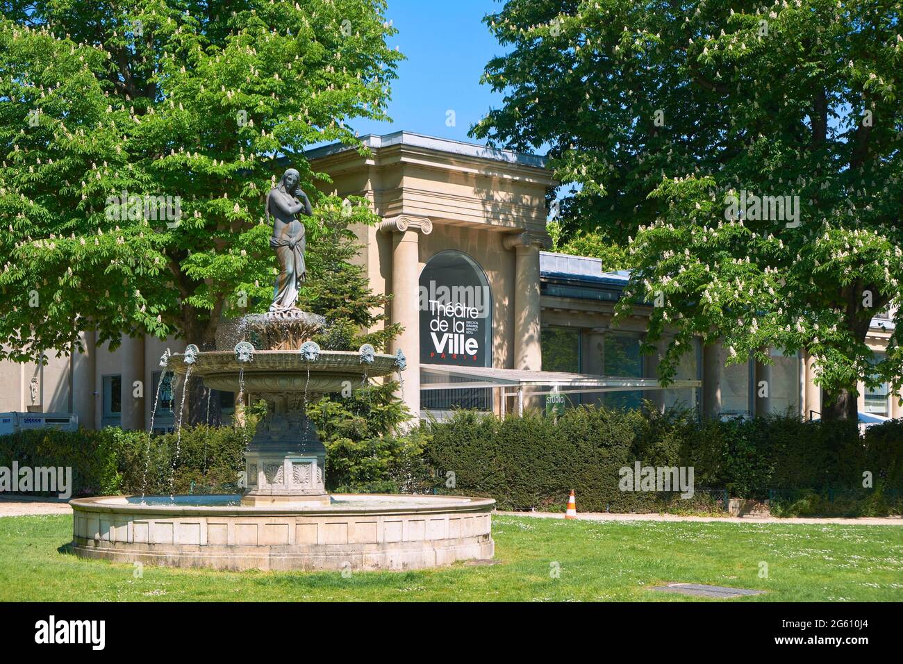 France, Paris, Champs Elysees garden, the Ambassadors fountain (or ...