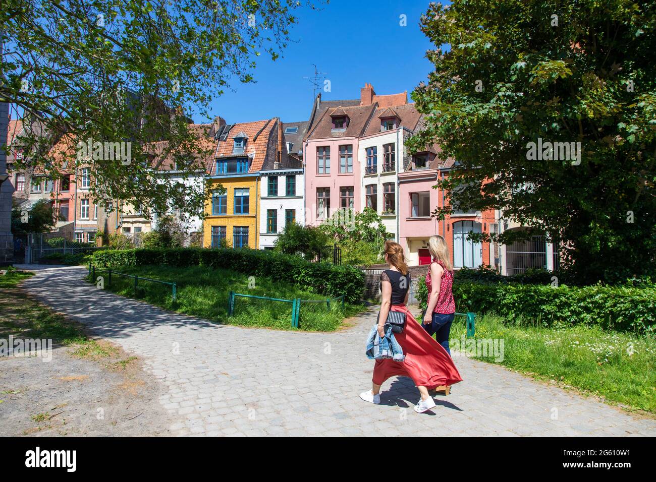 France, Nord, Lille, colorful houses on Place Gilleson (behind the ...