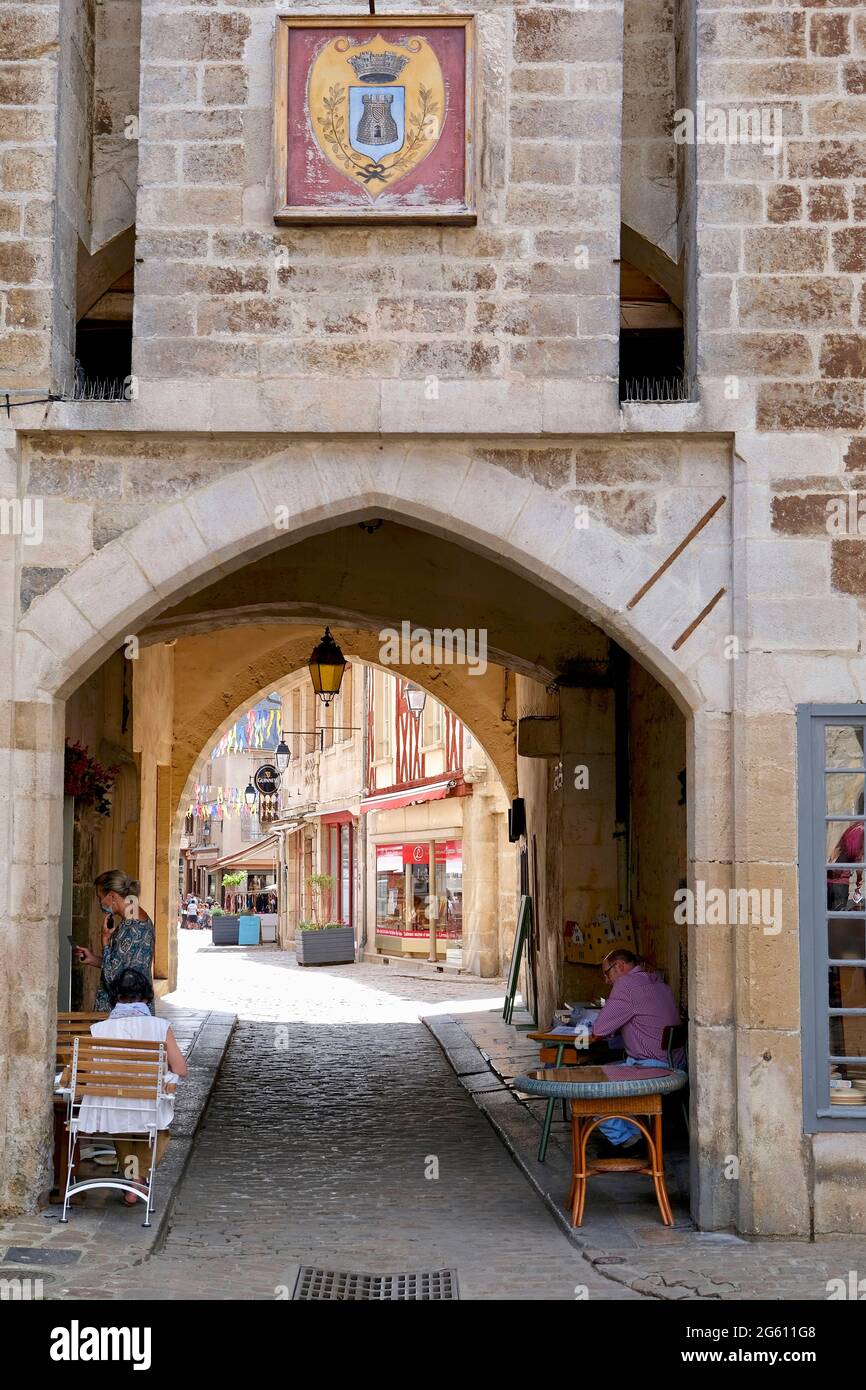 France, Cote d'Or, Semur en Auxois, medieval city, Rue Buffon, Porte ...