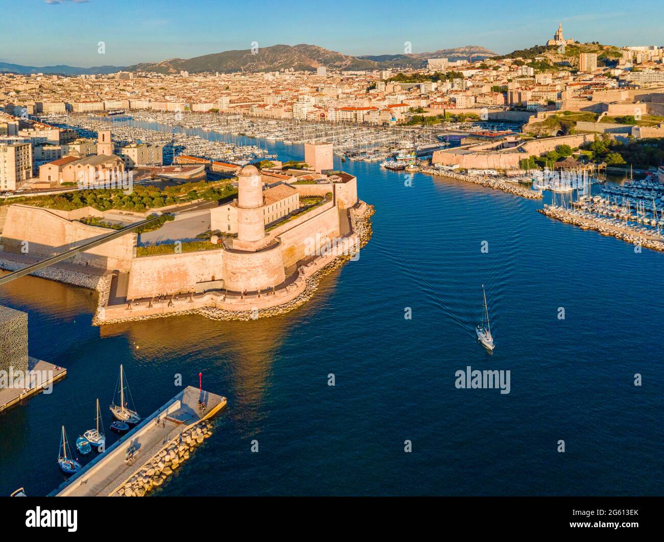 Le panier church hi-res stock photography and images - Alamy