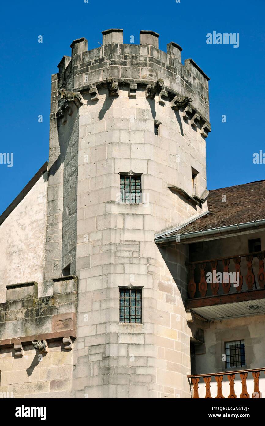 18th century gothic gargoyle hi-res stock photography and images - Alamy