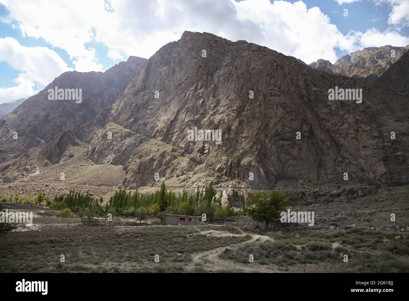 Pakistan water can hi-res stock photography and images - Alamy