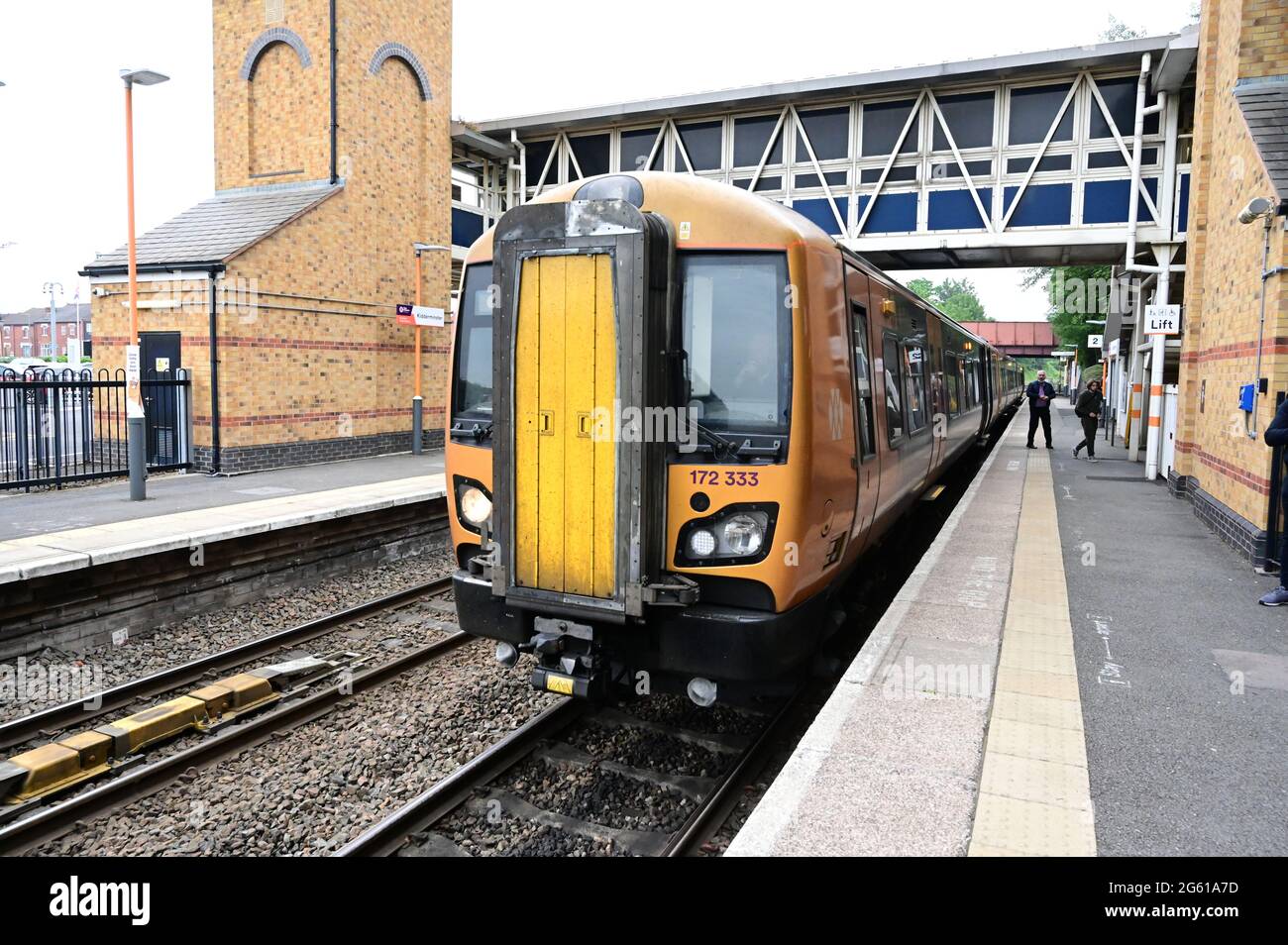 Class 172 hi-res stock photography and images - Alamy