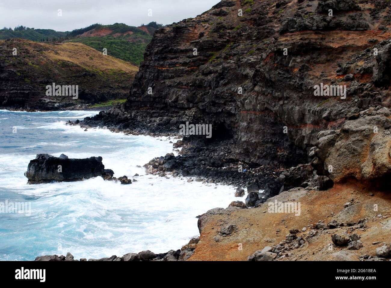 Ocean sea cliffs and bluffs in Maui Hawaii Stock Photo - Alamy
