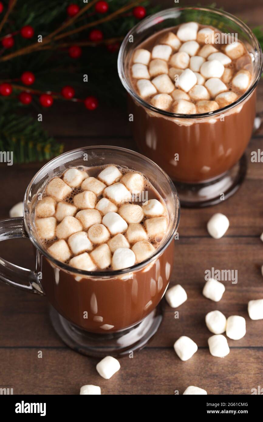 Pair mugs hot chocolate hi-res stock photography and images - Alamy