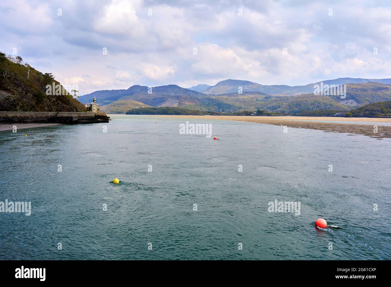 Mawddach esturary hi-res stock photography and images - Alamy