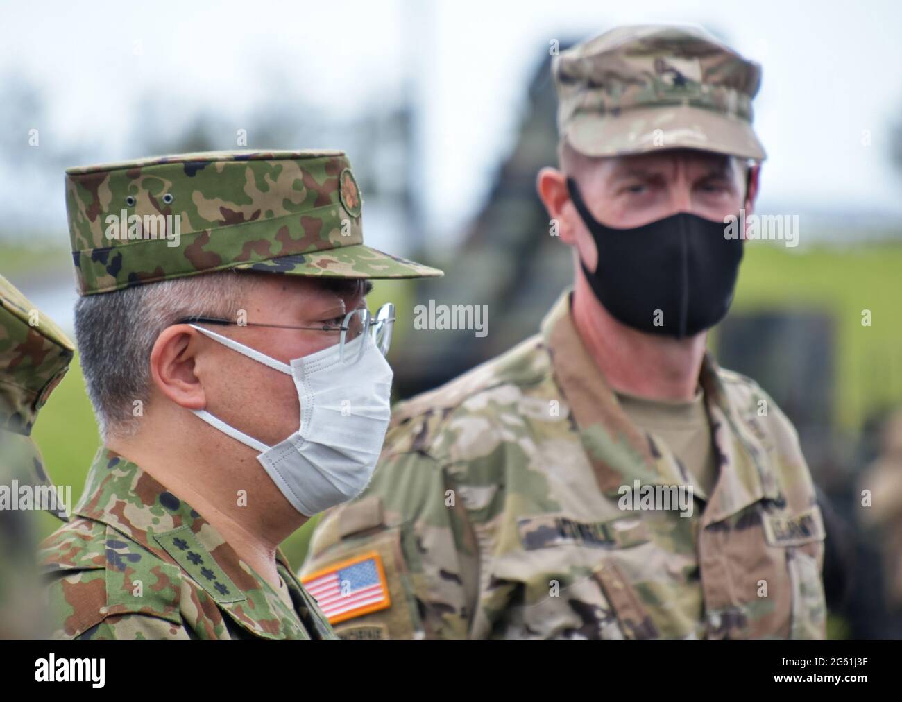 U s army and japan ground self defense force hi-res stock photography ...