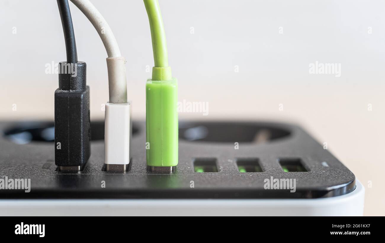 Usb port block hi-res stock photography and images - Alamy