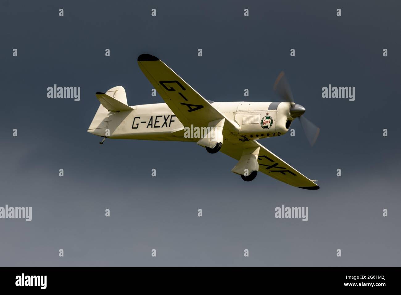 Percival Mew Gull (G-AEXF) performing at Shuttleworth Flying Festival ...