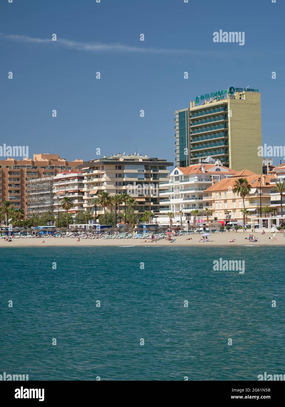 Beachfront promenade fuengirola costa del hi-res stock photography and ...