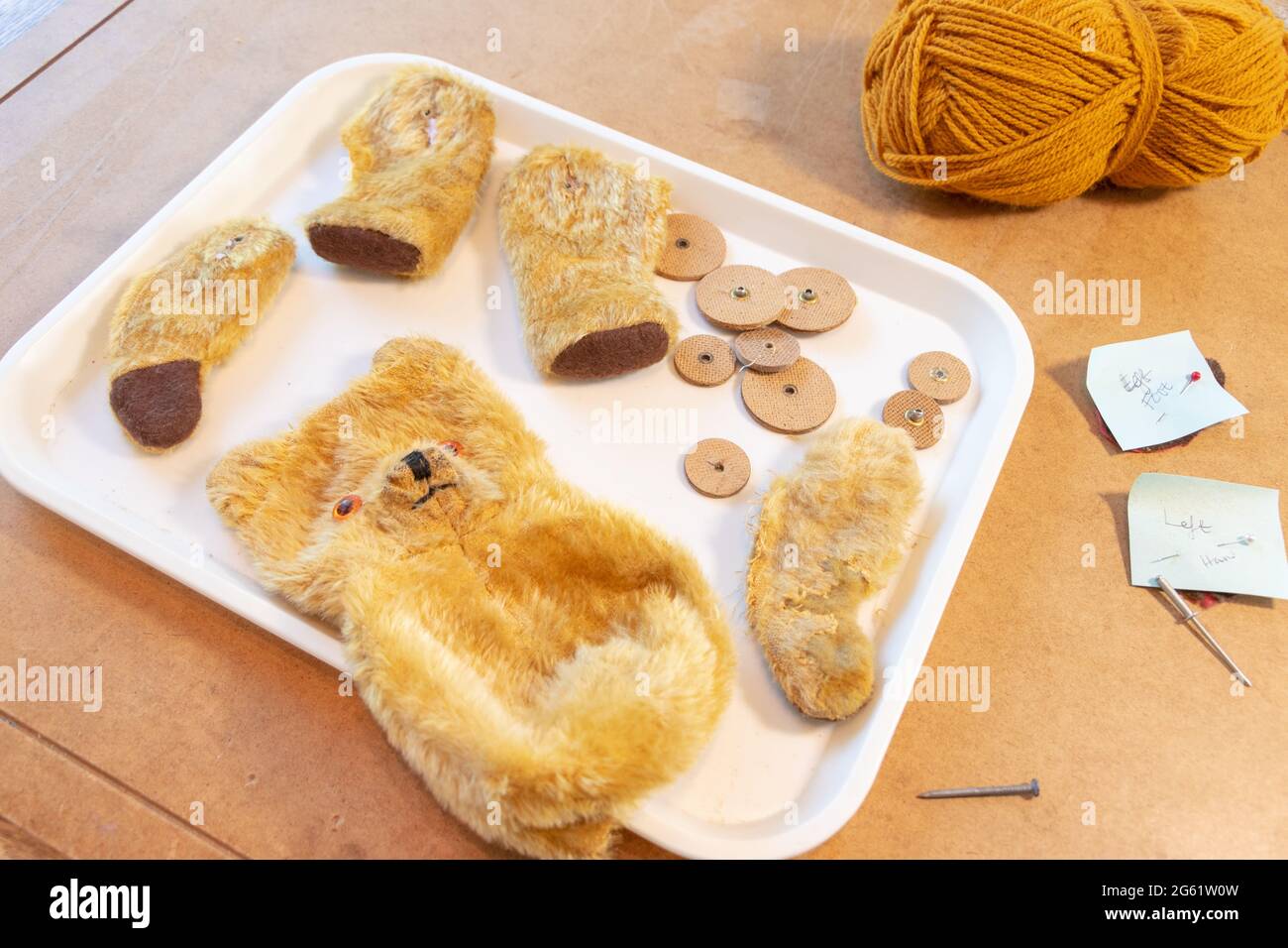 Scruffy teddy bear hi-res stock photography and images - Alamy