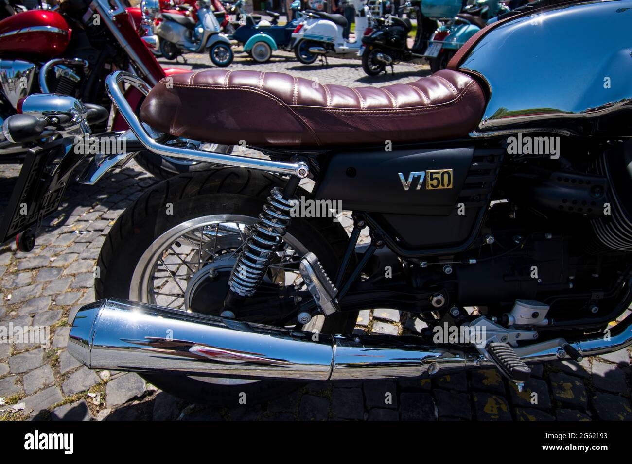 Moto guzzi v750 anniversario hi-res stock photography and images - Alamy