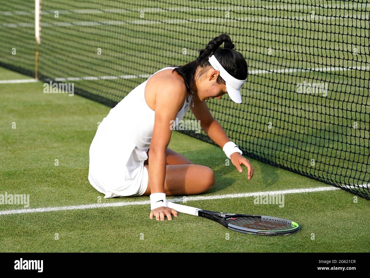 Marketa vondrousova raducanu hi-res stock photography and images - Alamy