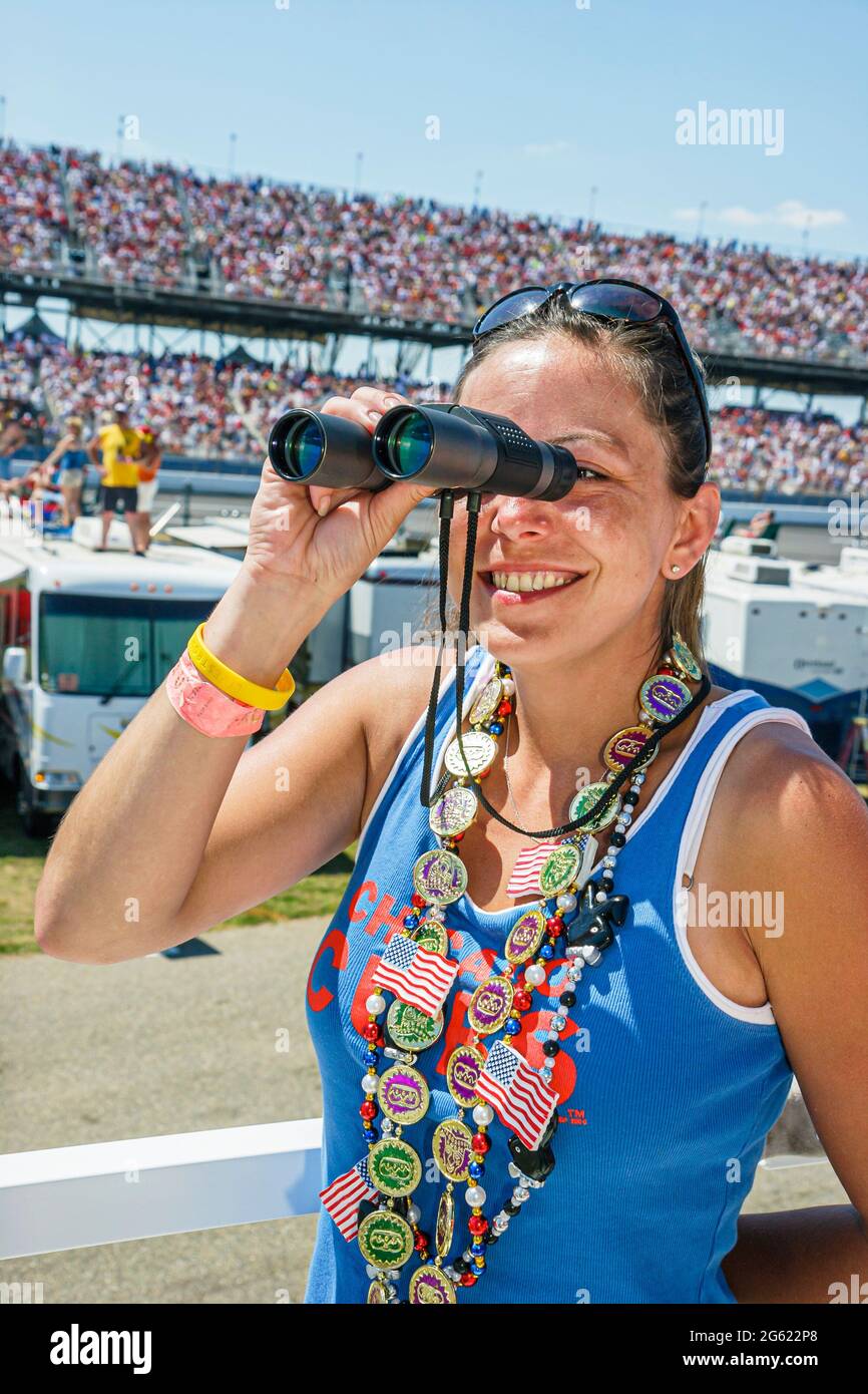 Stock race car woman hi-res stock photography and images - Alamy