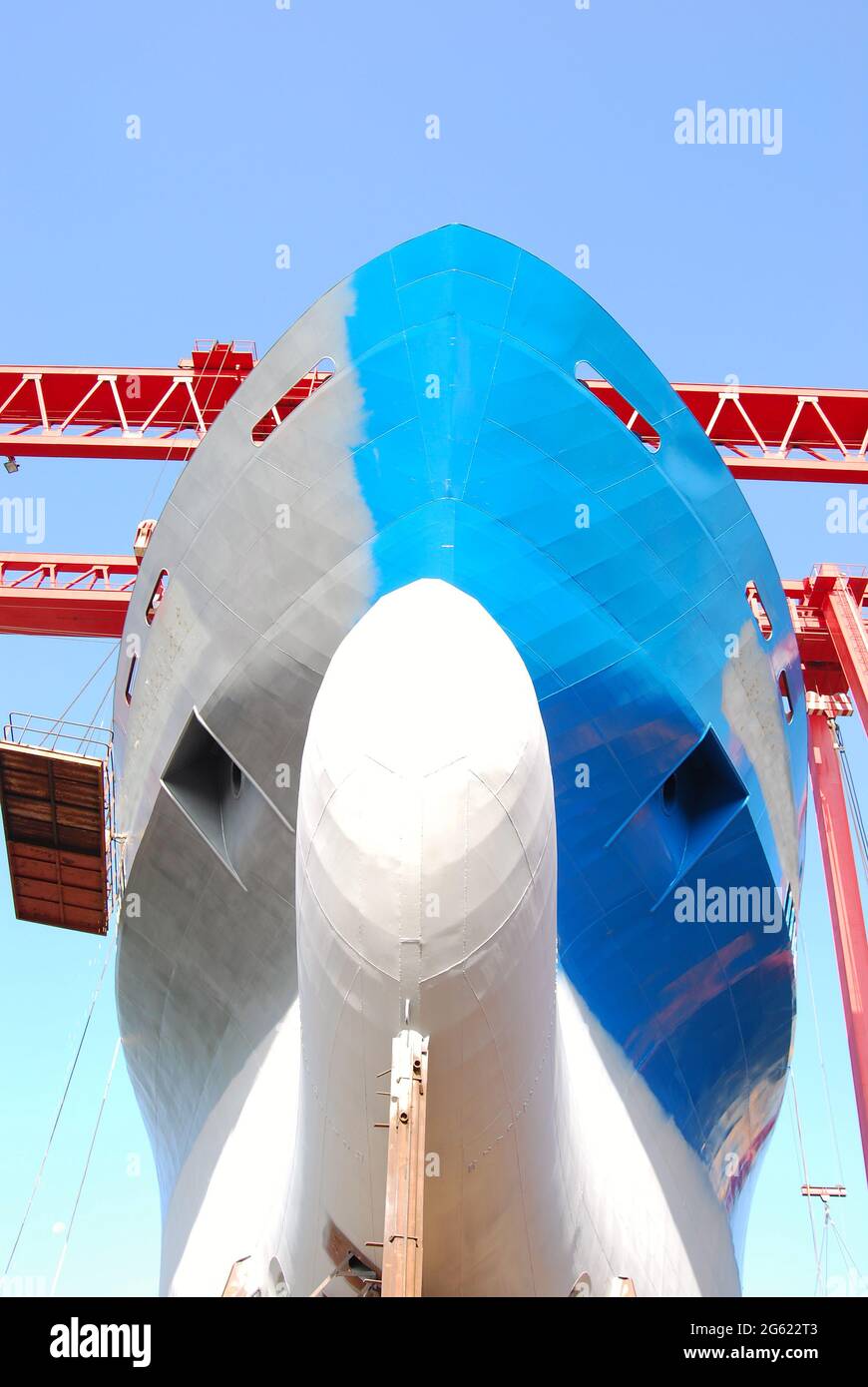 Big tonnage steel ship is under construction in shipyard, shipbuilding ...