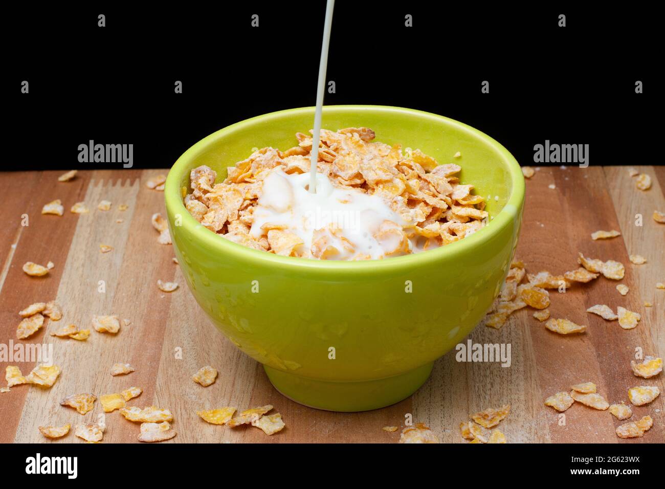 Nut milk cereal hi-res stock photography and images - Alamy