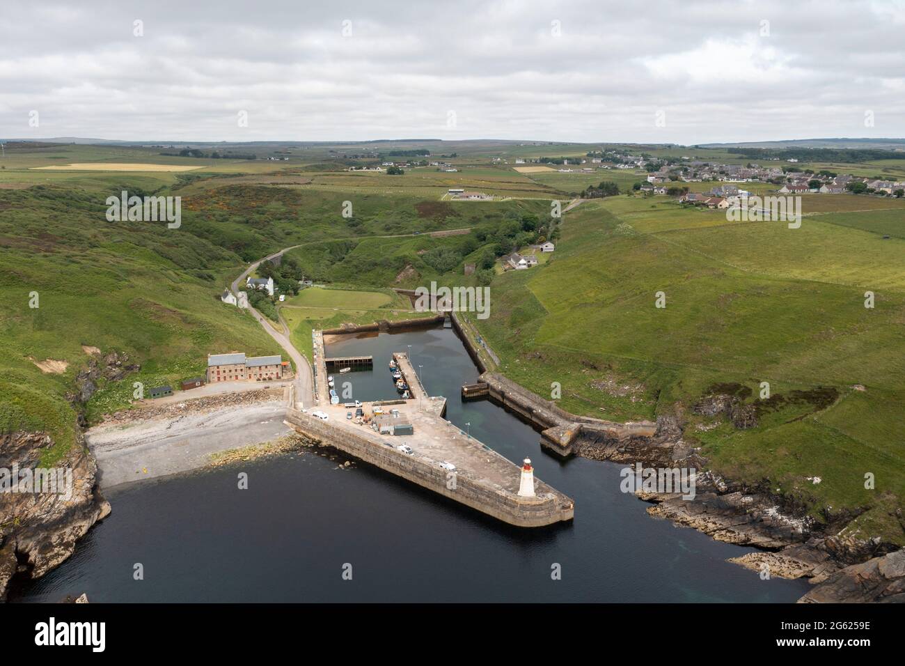 Lybster harbour aerial hi-res stock photography and images - Alamy
