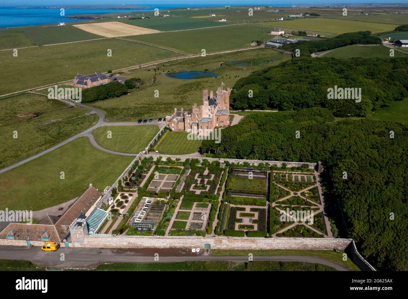 Queen mother castle of mey hi-res stock photography and images - Alamy