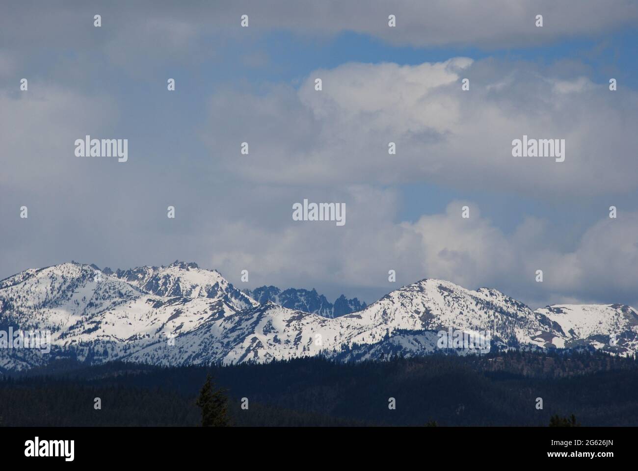 The Stuart Range in the Cascade Mountains Stock Photo - Alamy