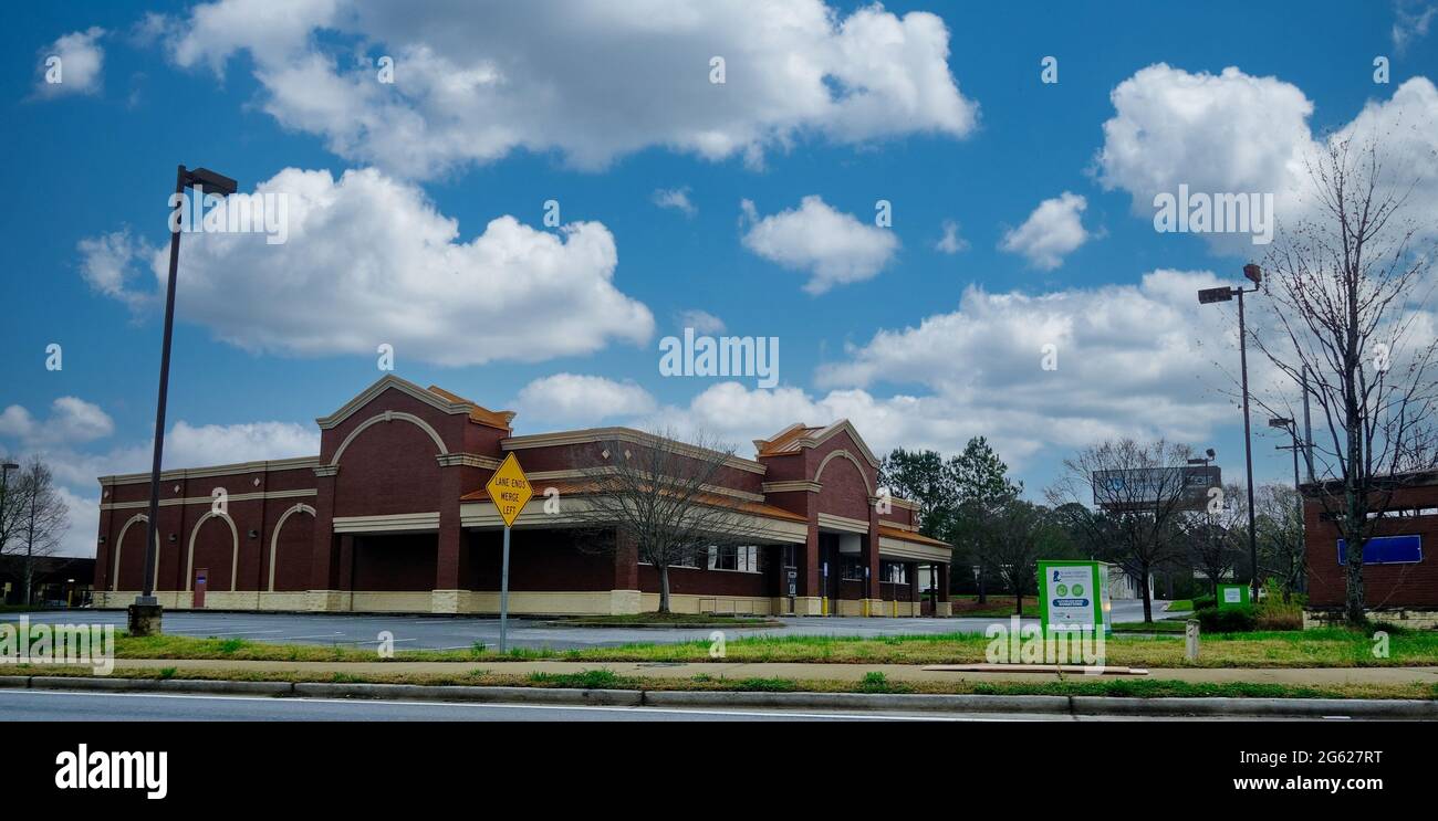 Business Shut Down by Covid-19 Pandemic Stock Photo - Alamy