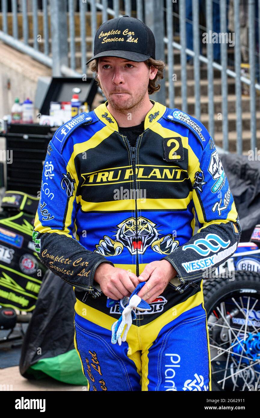 Sheffield truplant tigers captain kyle howarth hi-res stock photography ...