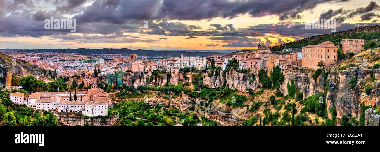 Cuenca skyline hi-res stock photography and images - Alamy