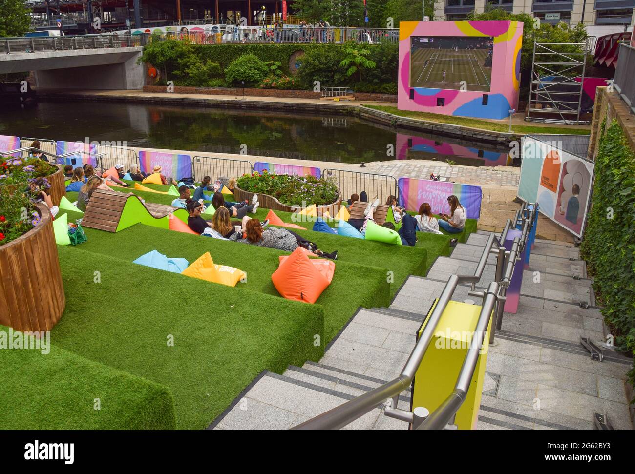 Everyman cinema kings cross hi-res stock photography and images - Alamy