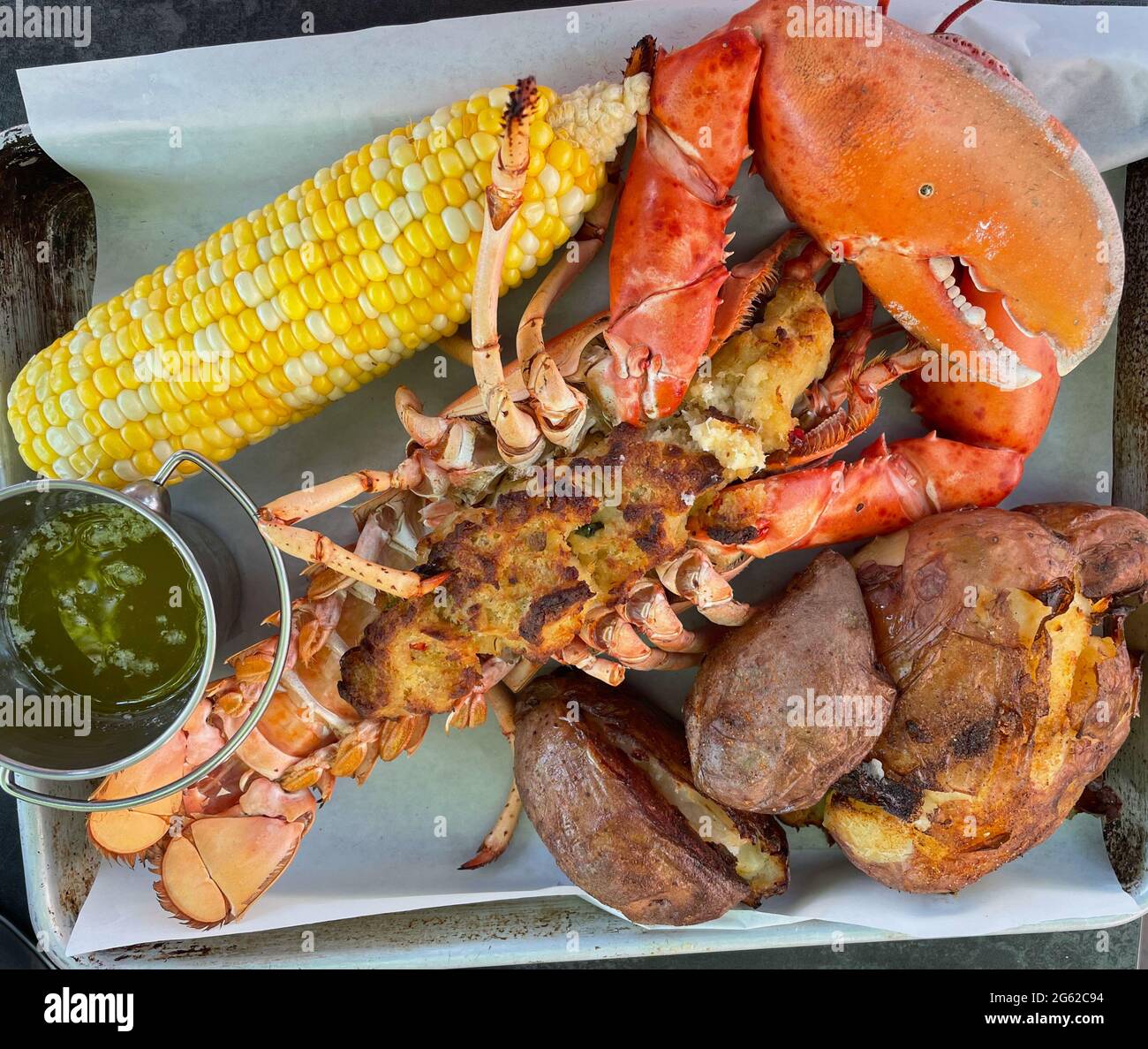 Lobster tail plate hi-res stock photography and images - Alamy