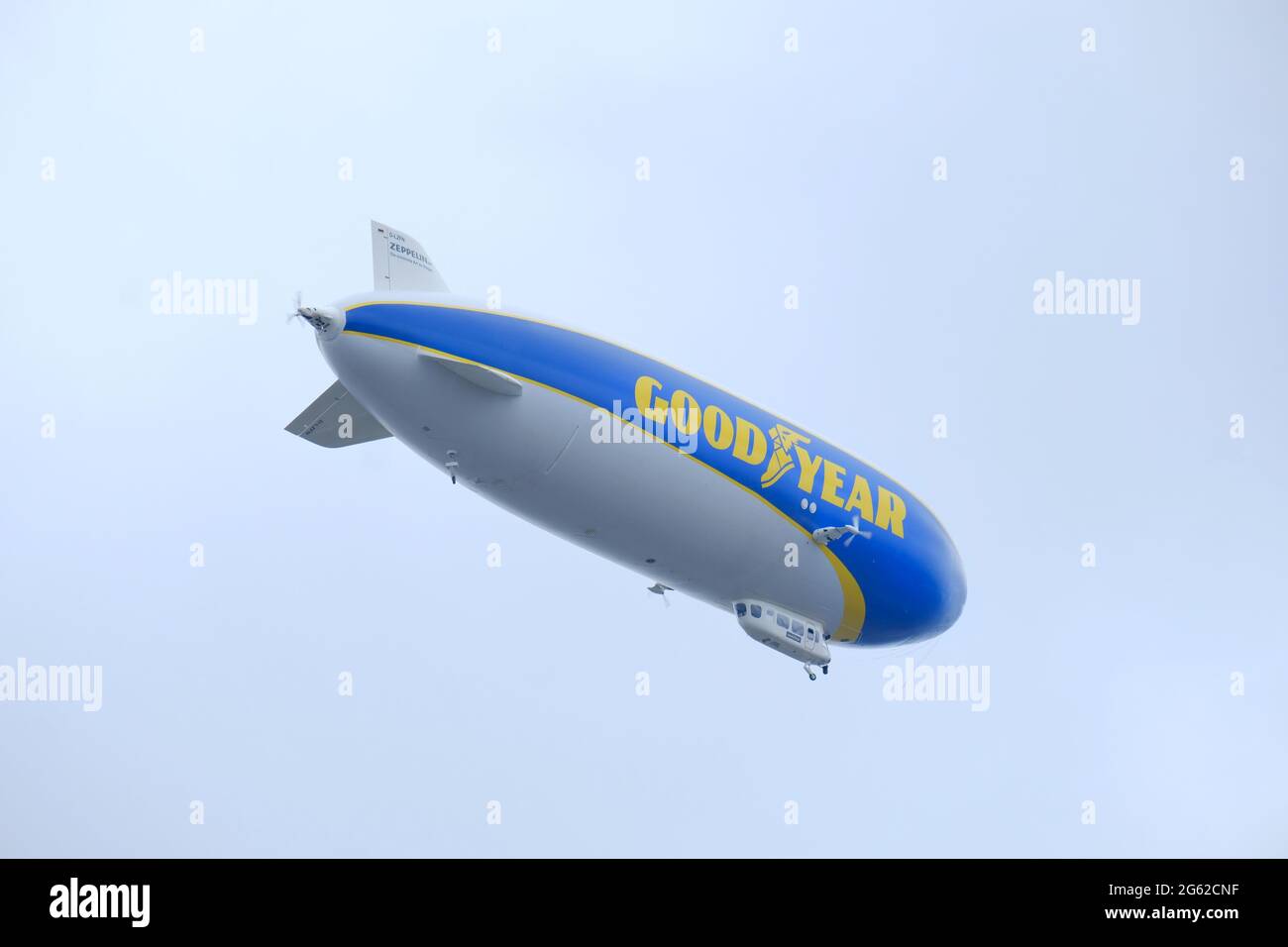 The Goodyear Blimp drifts over the London skyline in its first visit in ...