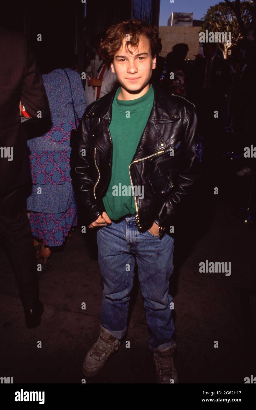 Johnny Galecki 1990 Credit: Ralph Dominguez/MediaPunch Stock Photo - Alamy