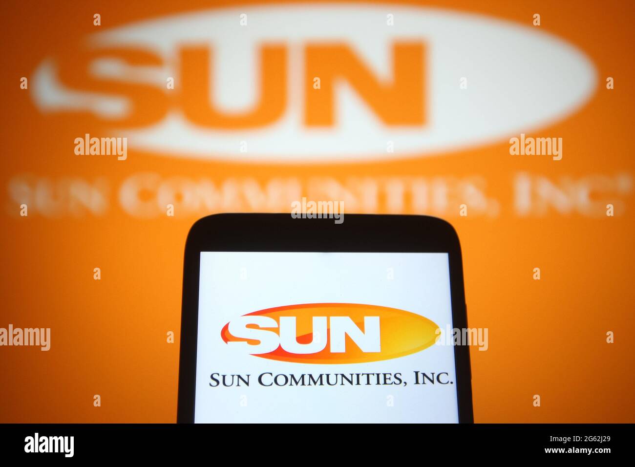 Sun communities logo hi-res stock photography and images - Alamy