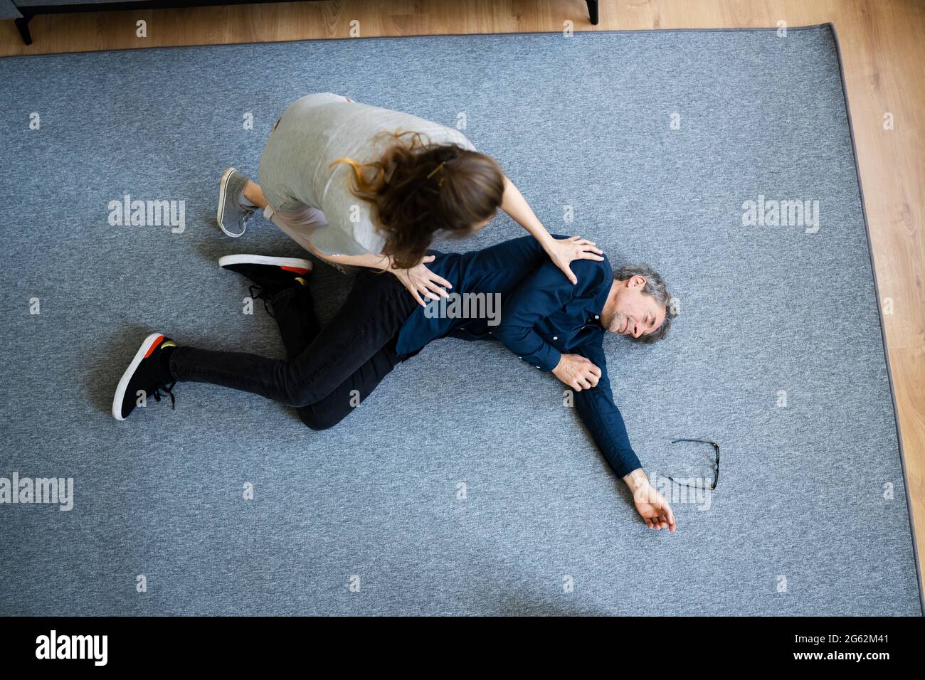 Stick man woman heart hi-res stock photography and images - Alamy