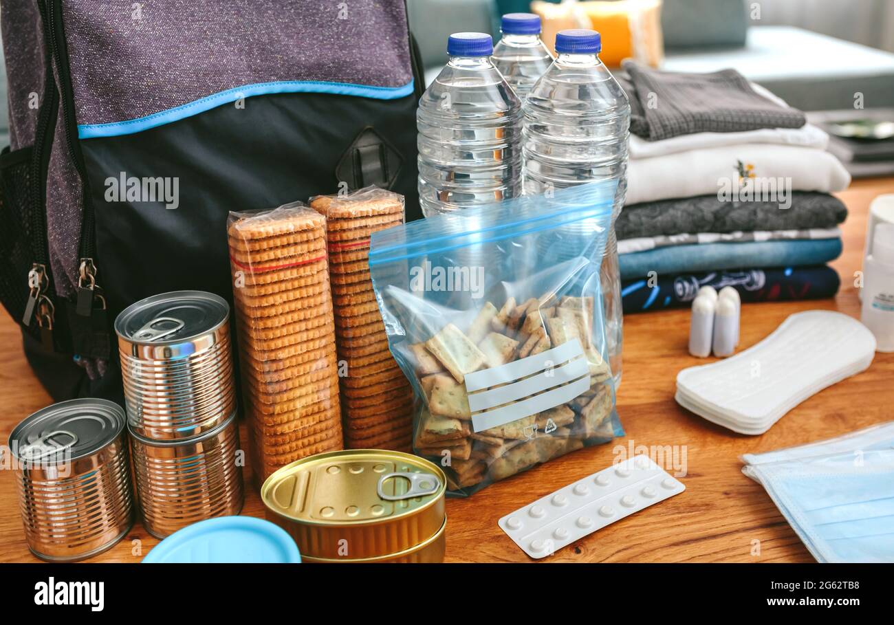 Emergency backpack set hi-res stock photography and images - Alamy