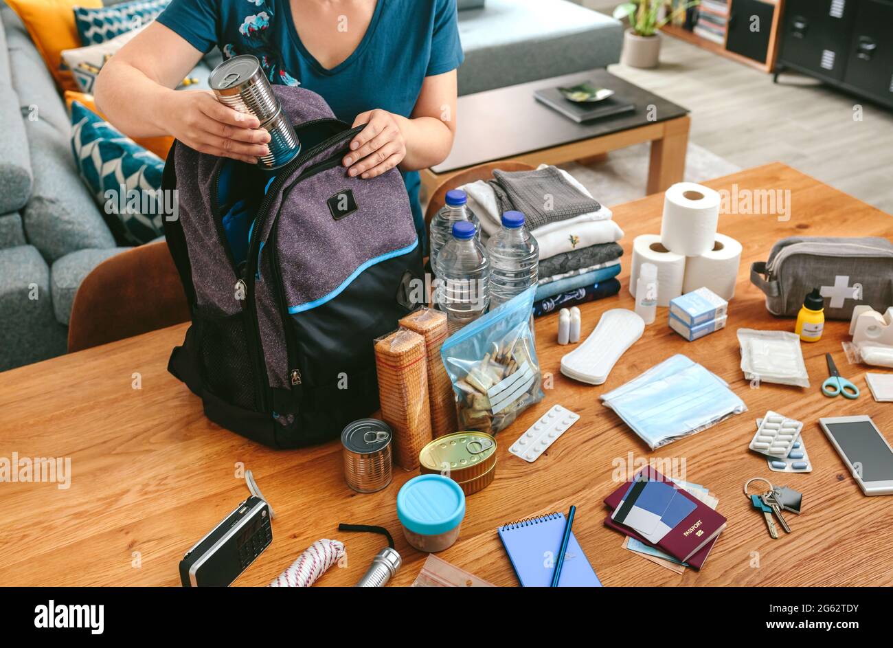 72 hour backpack hi-res stock photography and images - Alamy