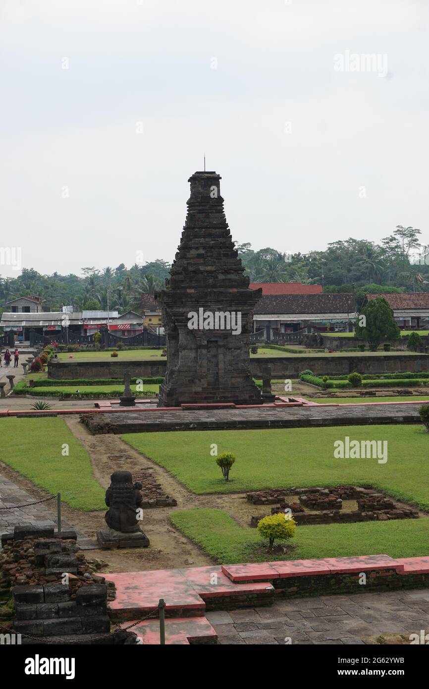 Candi penataran hi-res stock photography and images - Alamy