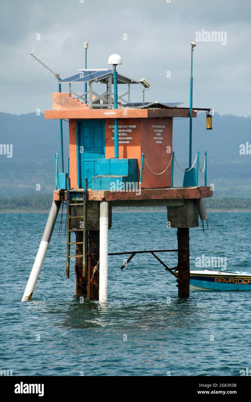 Early warning detection system hi-res stock photography and images - Alamy