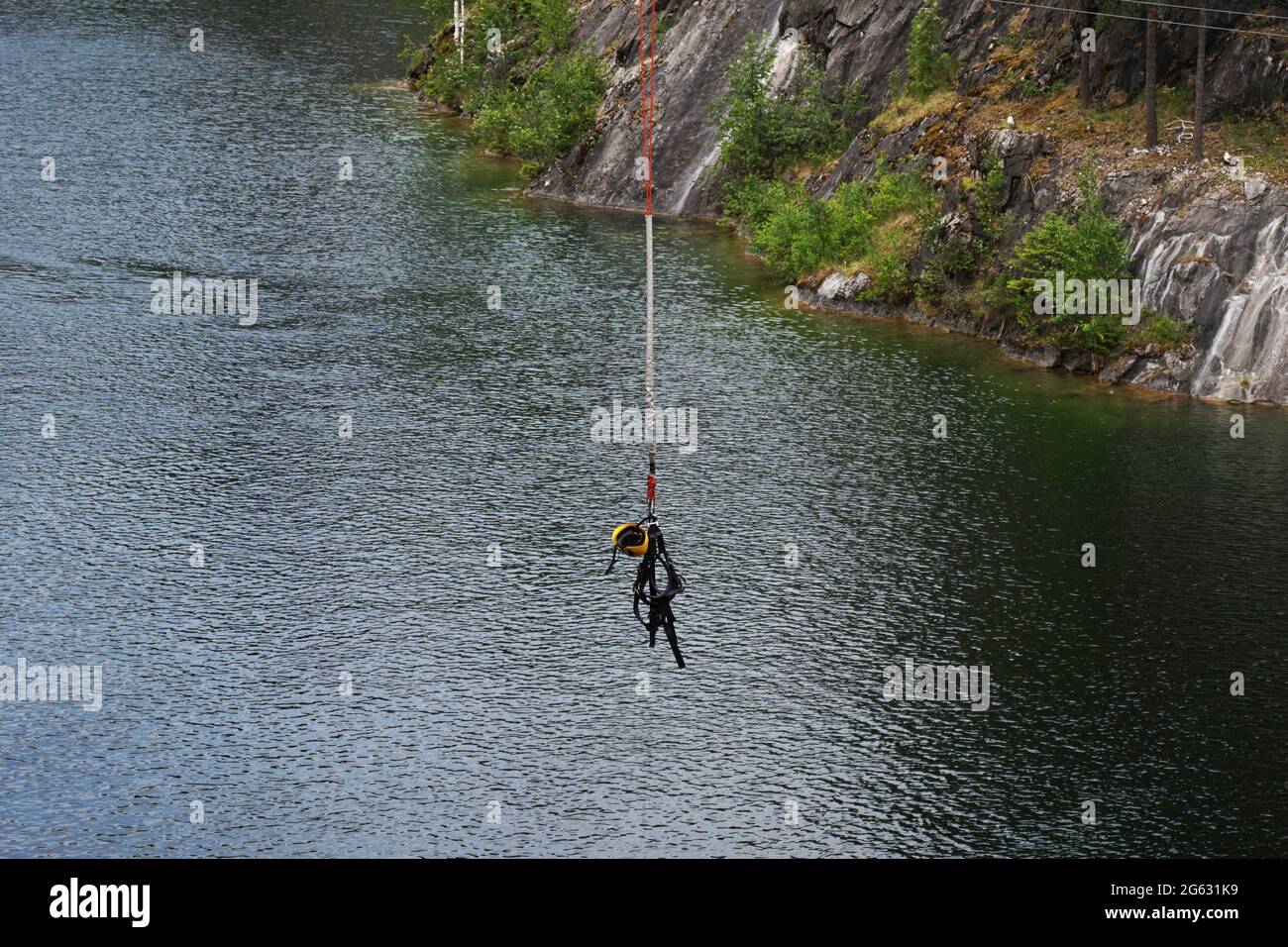 River crossing cable trolley hi-res stock photography and images - Alamy