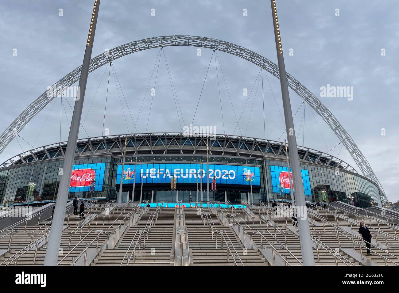 Exterior shot of Wembley Stadium, overview, stadium overview. Round of ...