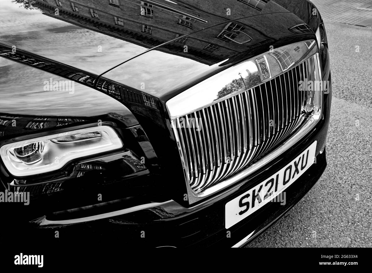 Rolls royce front detail Black and White Stock Photos & Images - Alamy