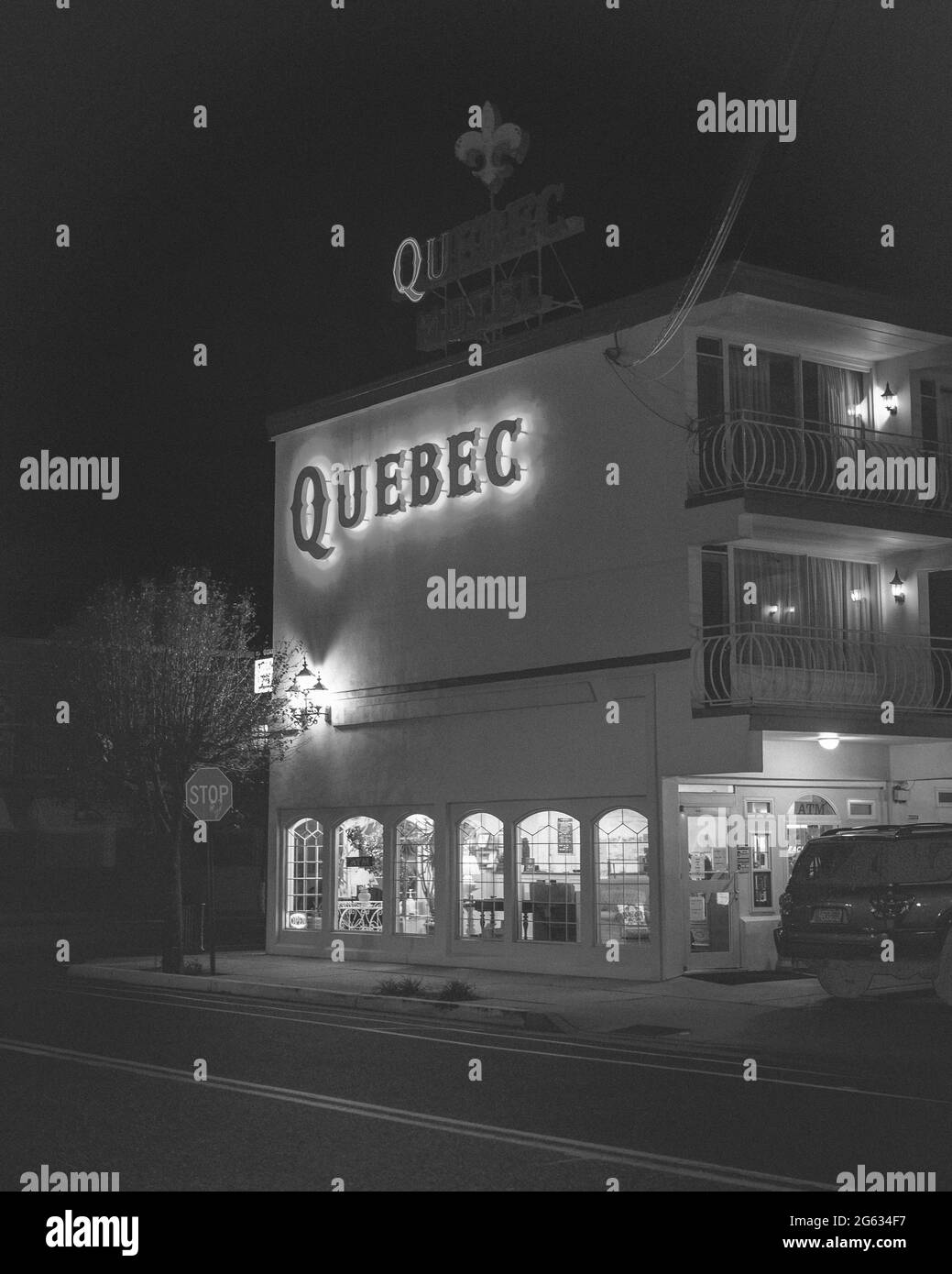 Vintage motel night Black and White Stock Photos & Images - Alamy