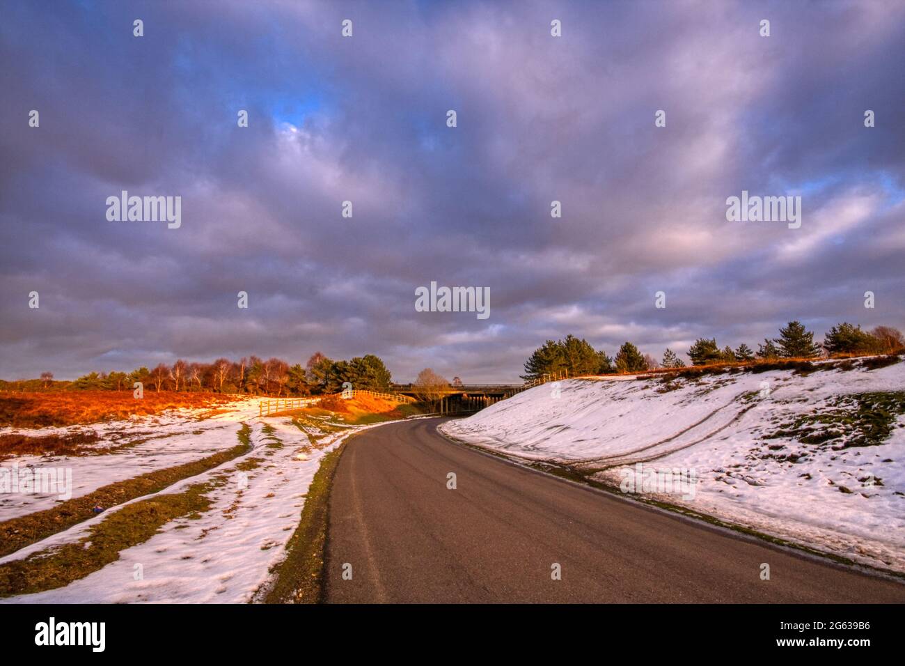 A Sunset in Snow, The New Forest Stock Photo - Alamy