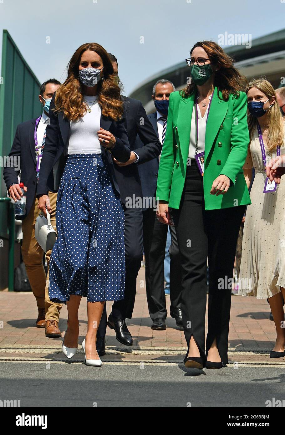 The Duchess of Cambridge walks with Sally Bolton OBE, AELTC Chief ...
