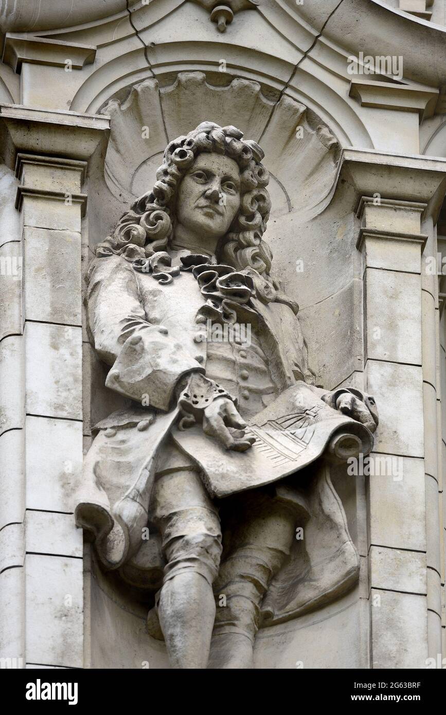 Sir christopher wren facade hi-res stock photography and images - Alamy