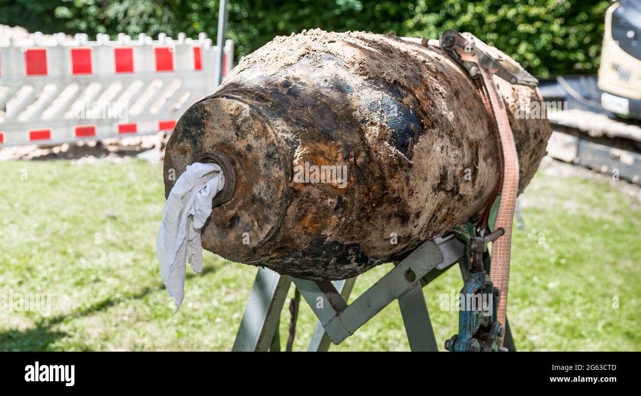 Bomb rack hi-res stock photography and images - Alamy