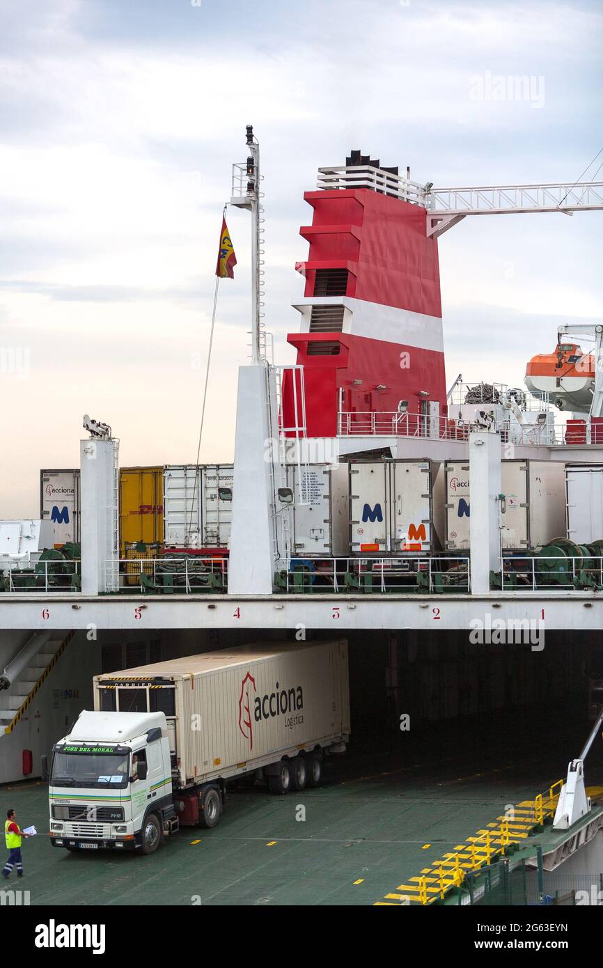 Roll on roll off ramp hi-res stock photography and images - Alamy