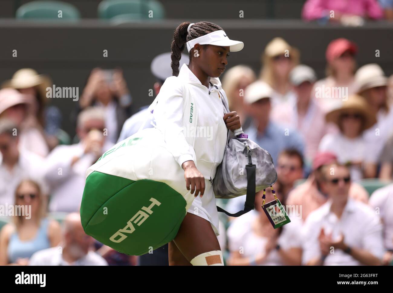 Sloane Stephens walks out to start her ladies' third rounds singles ...