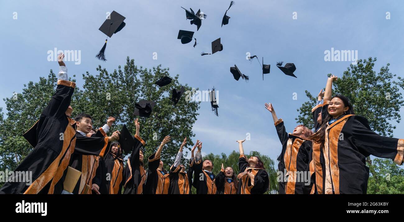 Guaduation hi-res stock photography and images - Alamy