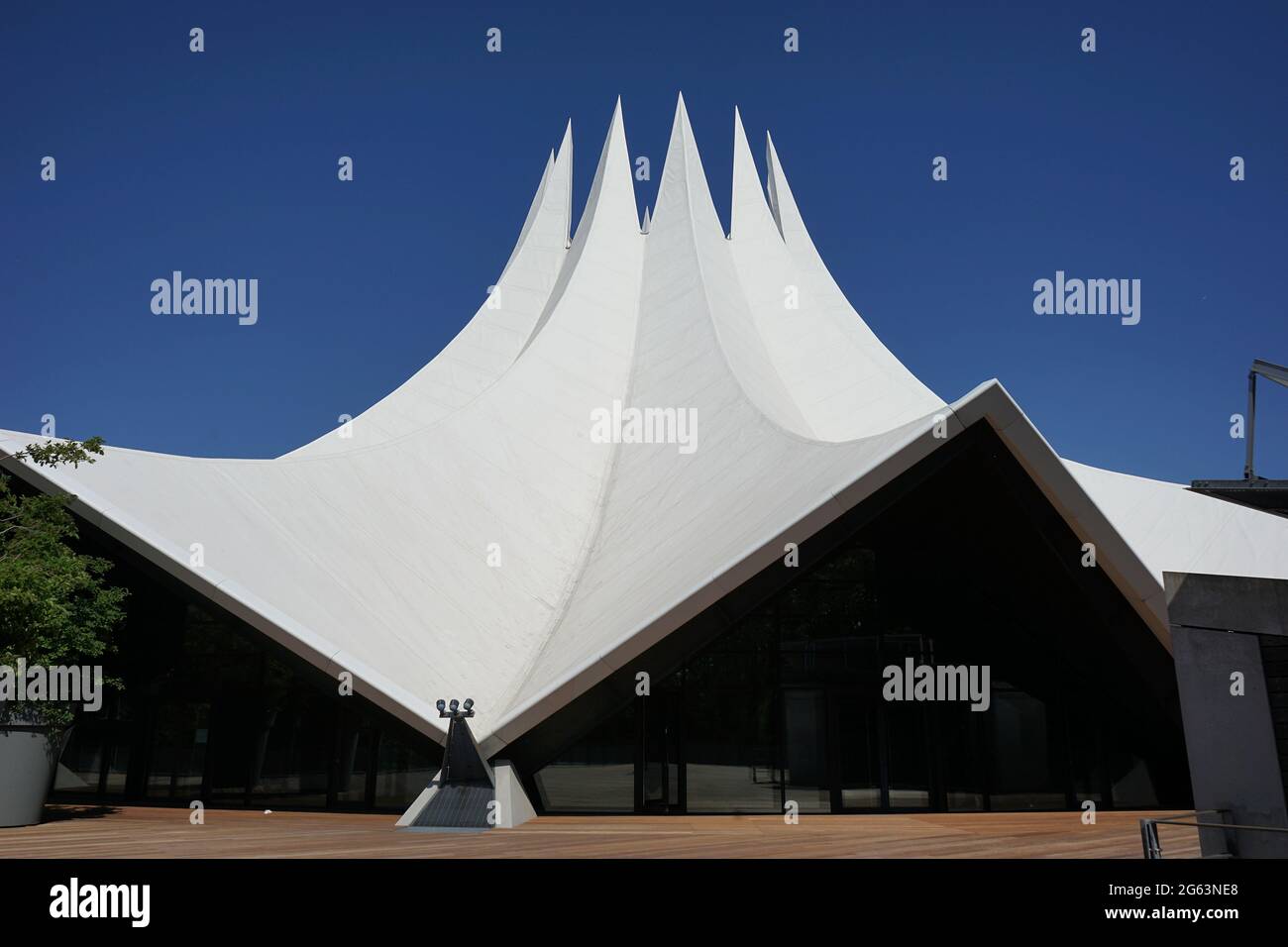 Tempodrom Berlin (Event location in Berlin Stock Photo - Alamy