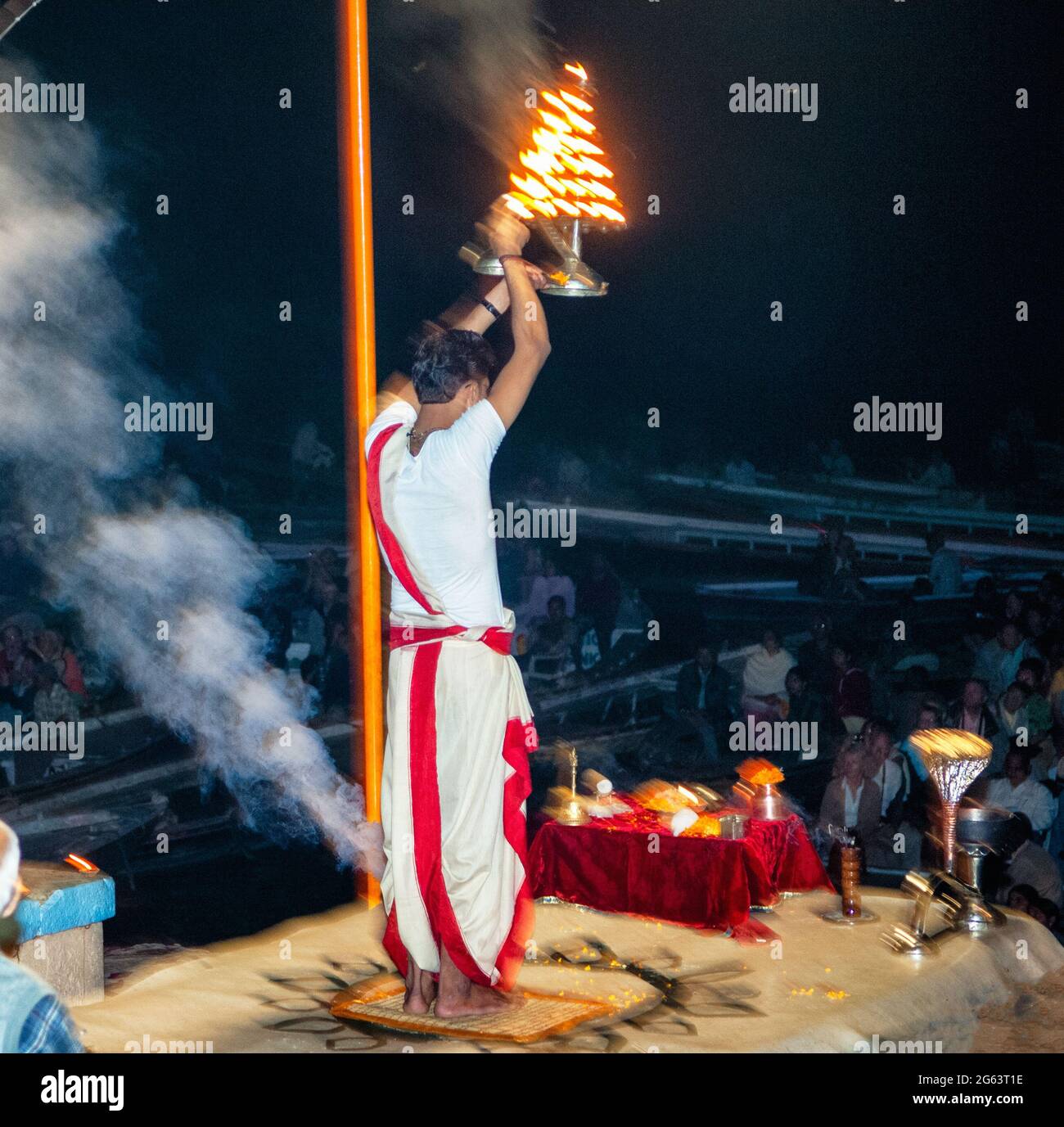 The nightly ganga aanti ceremony held at Dashashwamedh Ghat with ...
