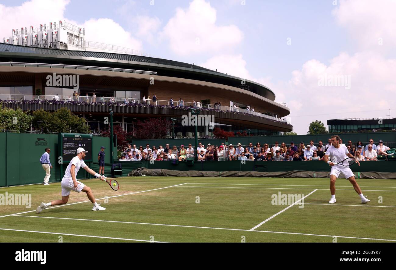Bruno Soares (right) and his partner Jamie Murray in action in the ...